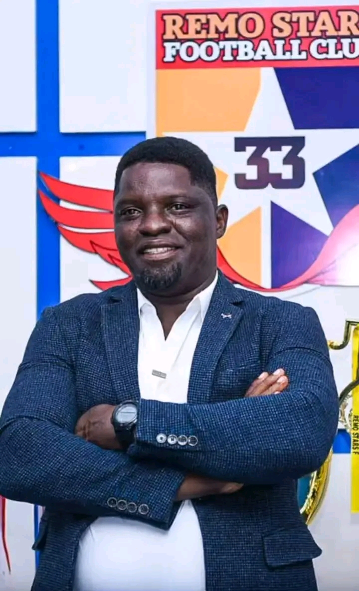 Daniel Ogunmodede Signs Three-Year Contract Extension At Remo Stars ...